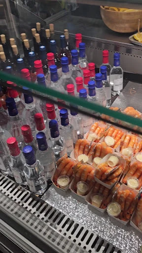 Les Halles de Bacalan: Une Célébration Gastronomique au Cœur de Bordeaux